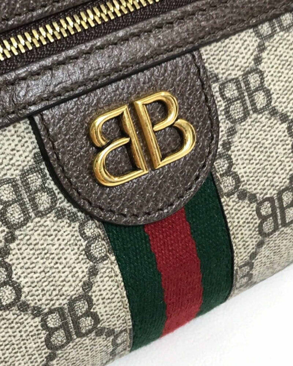 "The Hacker Project" Camera Bag - The Revury